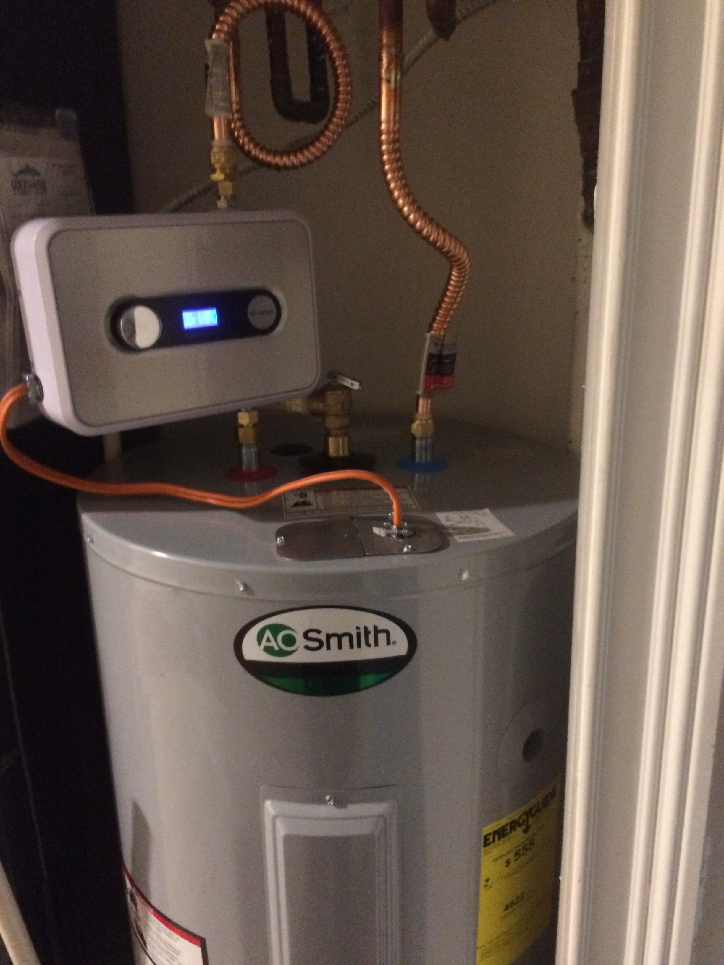 Water Heater Repair & Installation | Honey Bee Plumbing